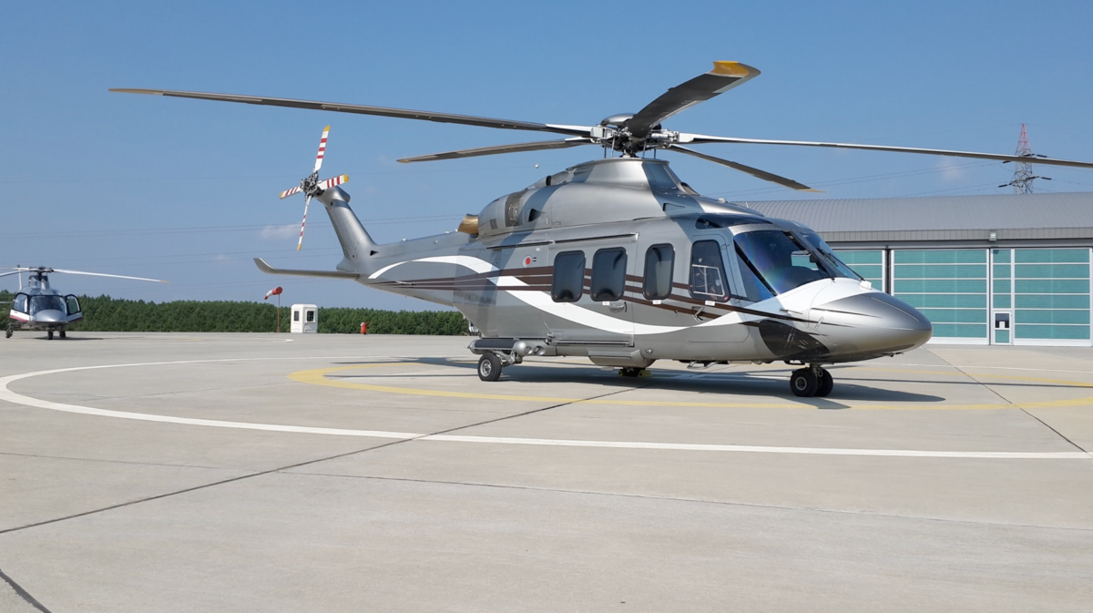 Leonardo AW139